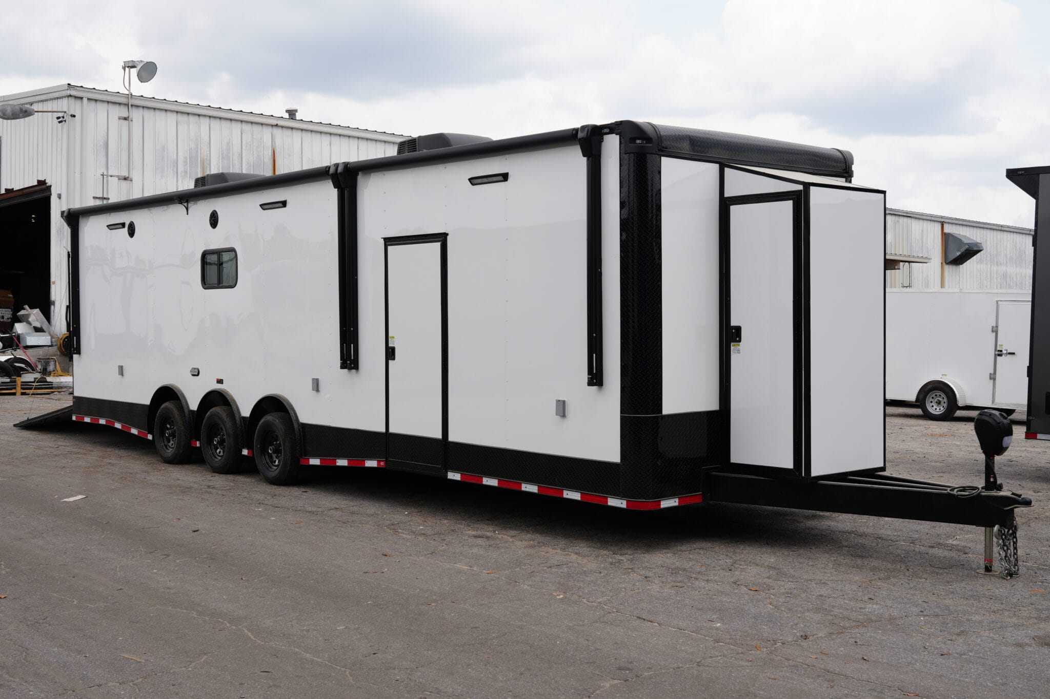 Shop Unbeatable Enclosed Trailer Deals! | Hunt's Custom Cargo | Douglas, GA